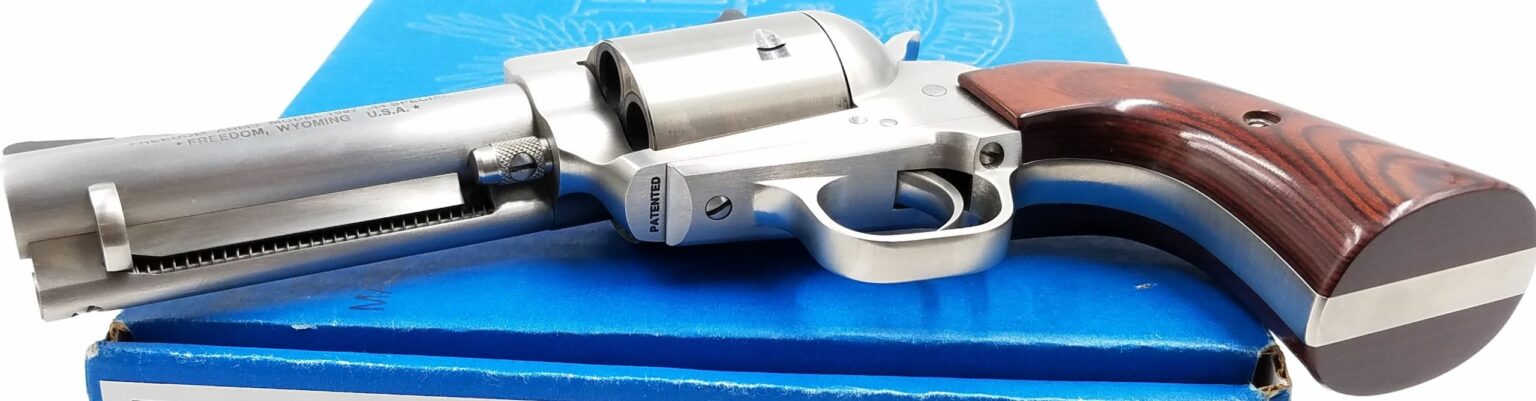 Postrock Guns and Militaria