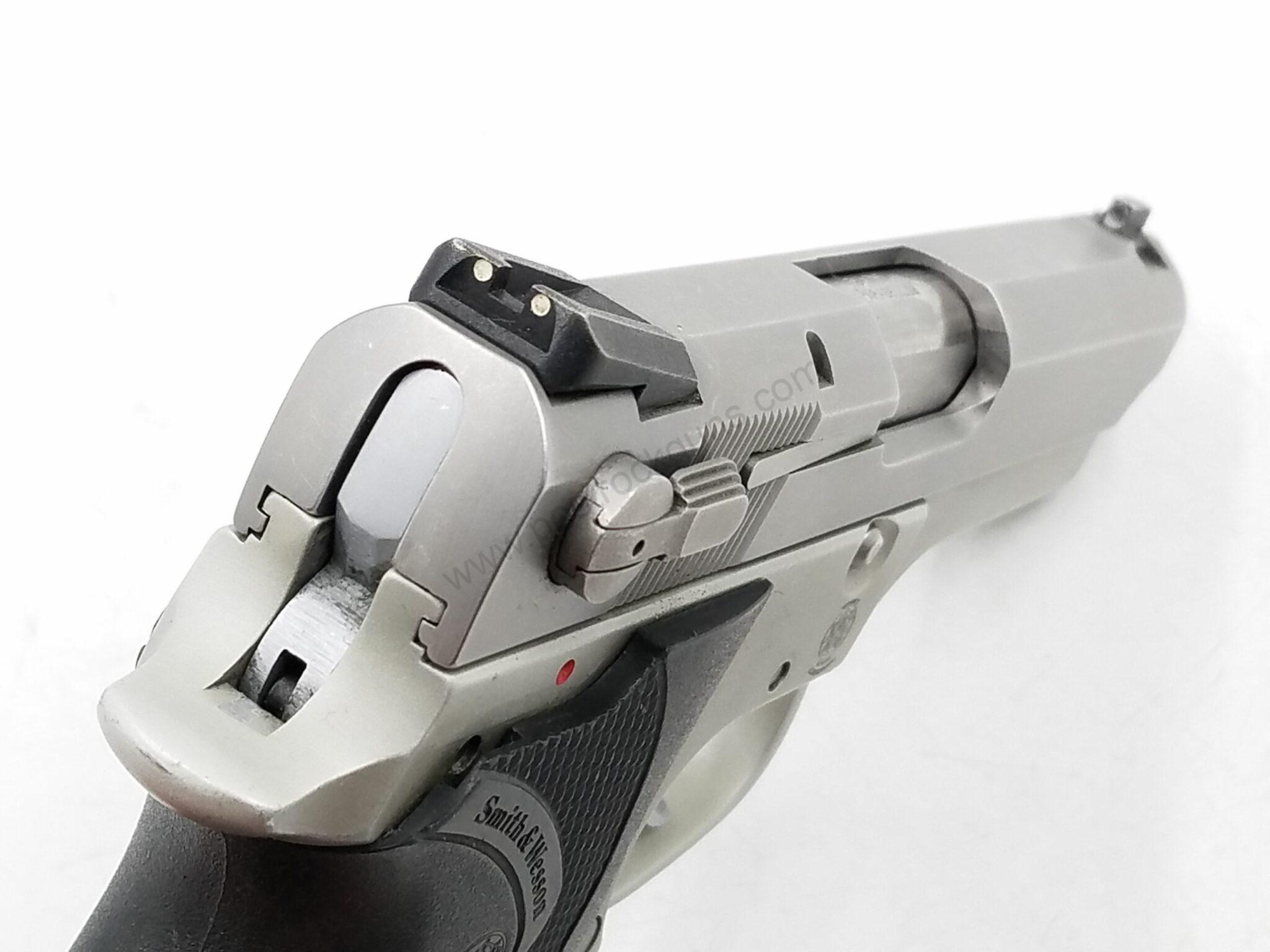 Smith and Wesson S&W Model 6906 9mm Pistol with One 12 Round Magazine ...