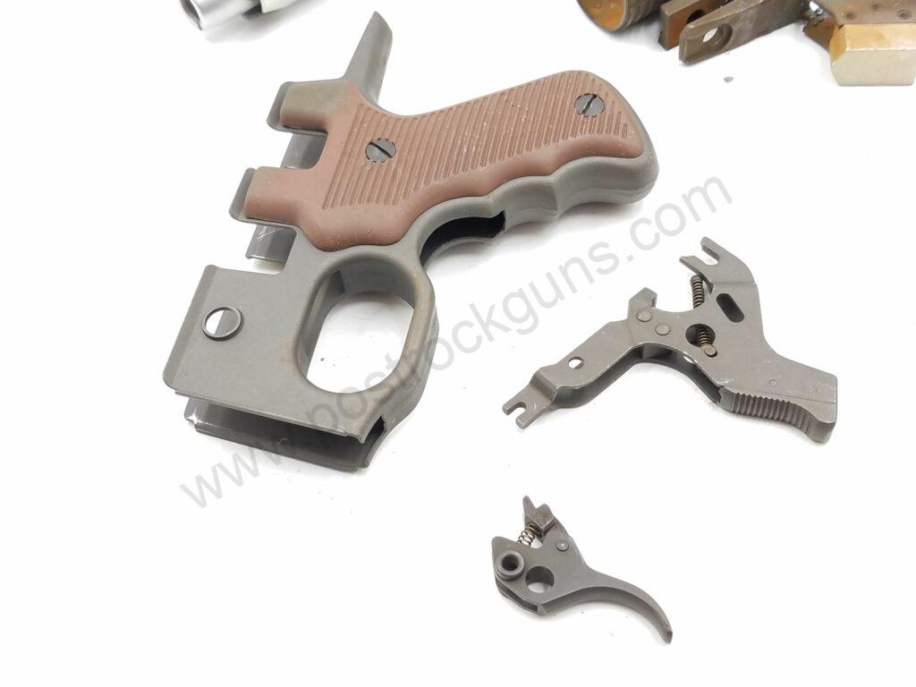 Beretta model PM12 9×19 decommissioned submachine gun parts kit SMG PM ...