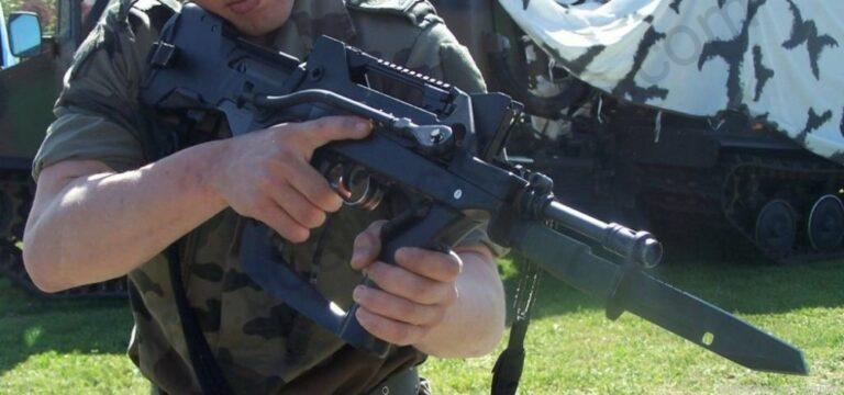 Very Rare French Famas Military Bayonet! 12 ¼” Overall Length 7 1/8 ...